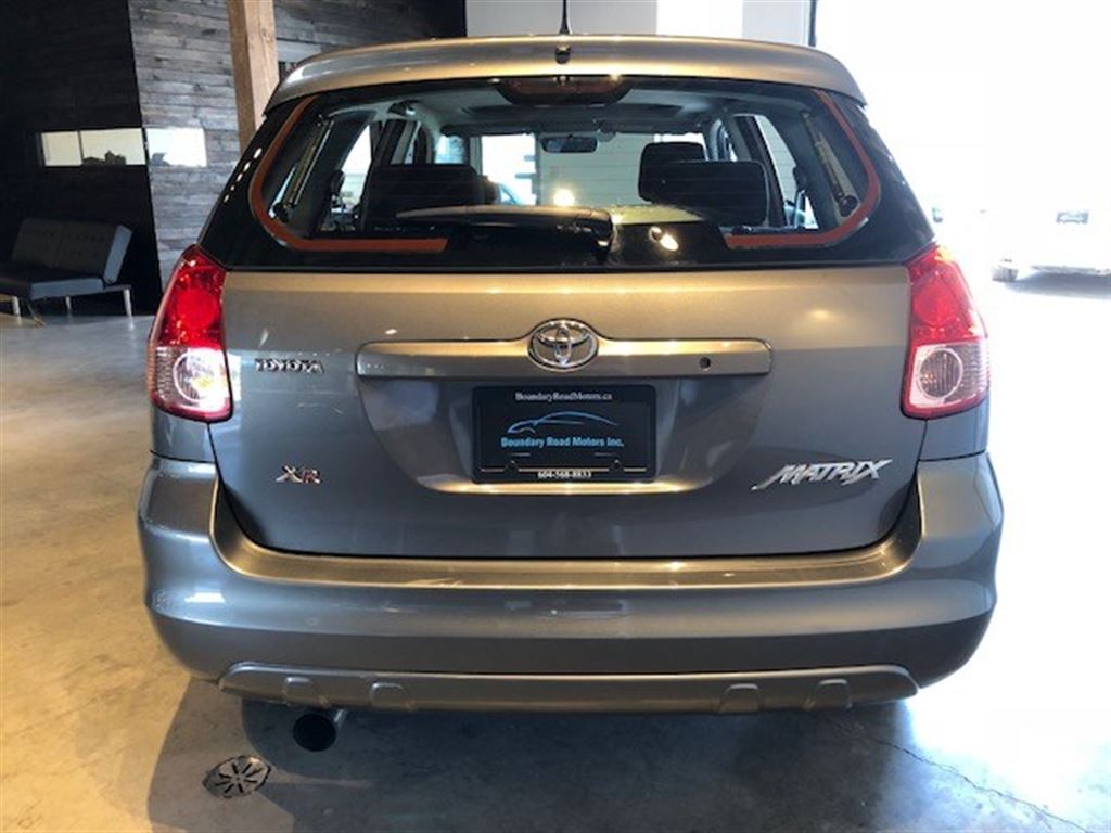 SOLD - 2004 Toyota Matrix - Boundary Road Motors