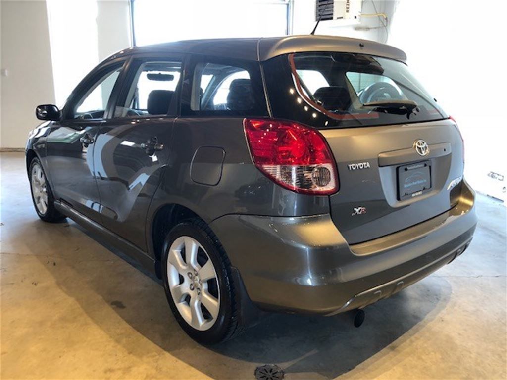 SOLD - 2004 Toyota Matrix - Boundary Road Motors