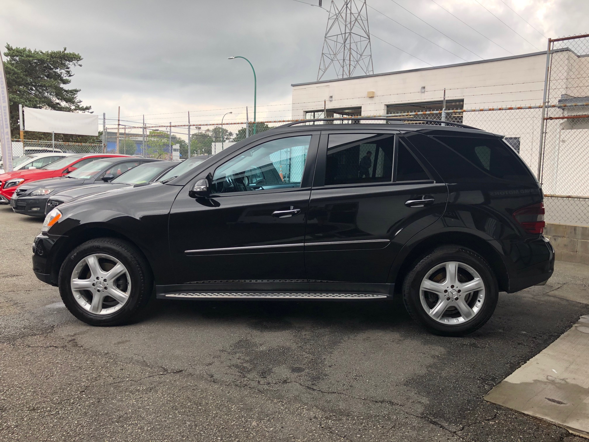 SOLD - 2007 Mercedes-Benz ML350 - Boundary Road Motors